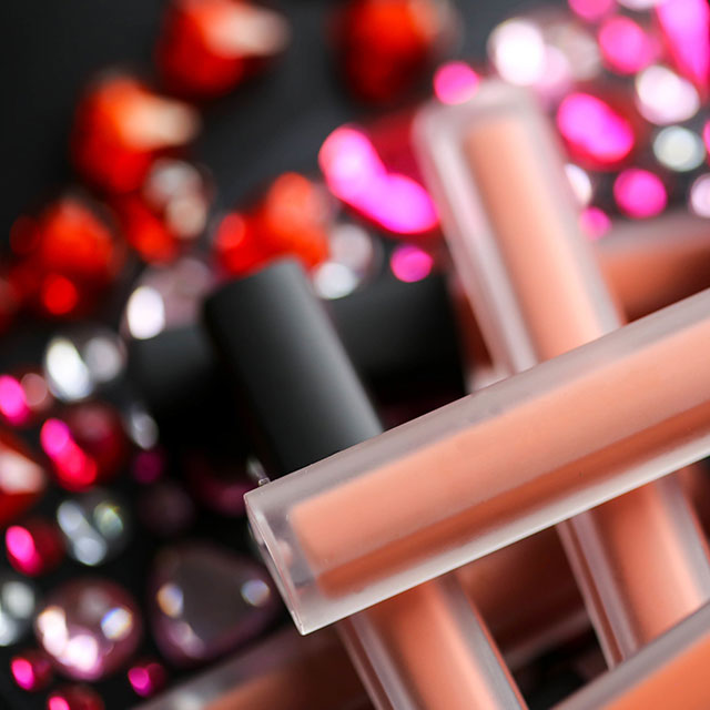 Shin-Etsu Silicone : Offering a variety of silicone to industrial fields